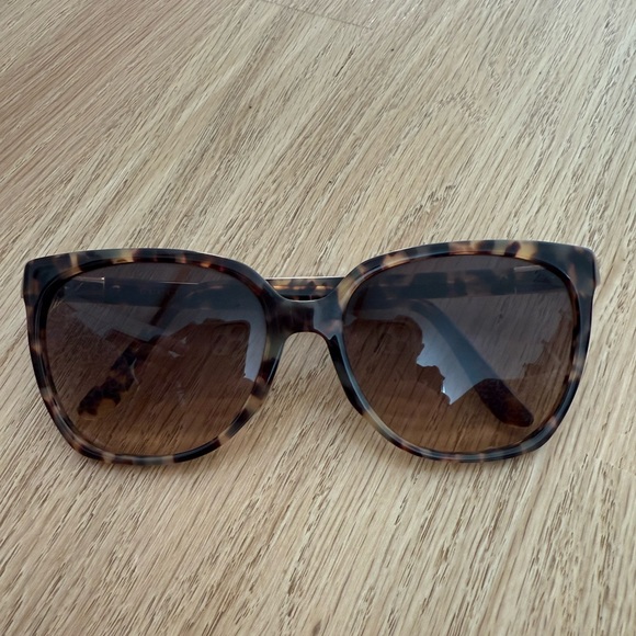 Gucci | Accessories | Gucci Brown Tortoise Sunglasses | Poshmark